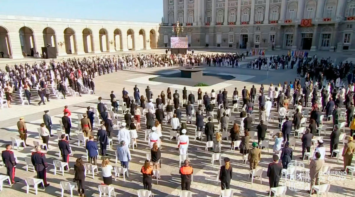 UGT | UGT rinde homenaje a los fallecidos por coronavirus y al personal sanitario